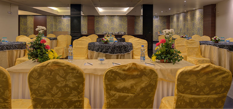 4 Star Hotels in Candolim, Goa | Godwin Hotels, Goa | Book Hotel in ...